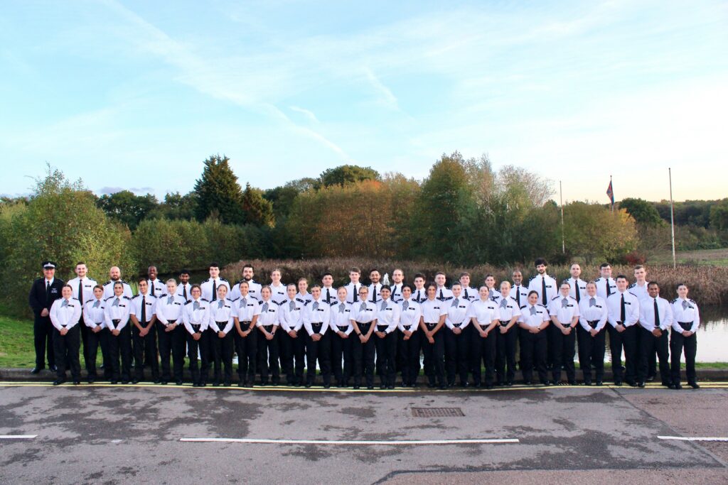 42 new neighbourhood police officers join the Metropolitan Police ...