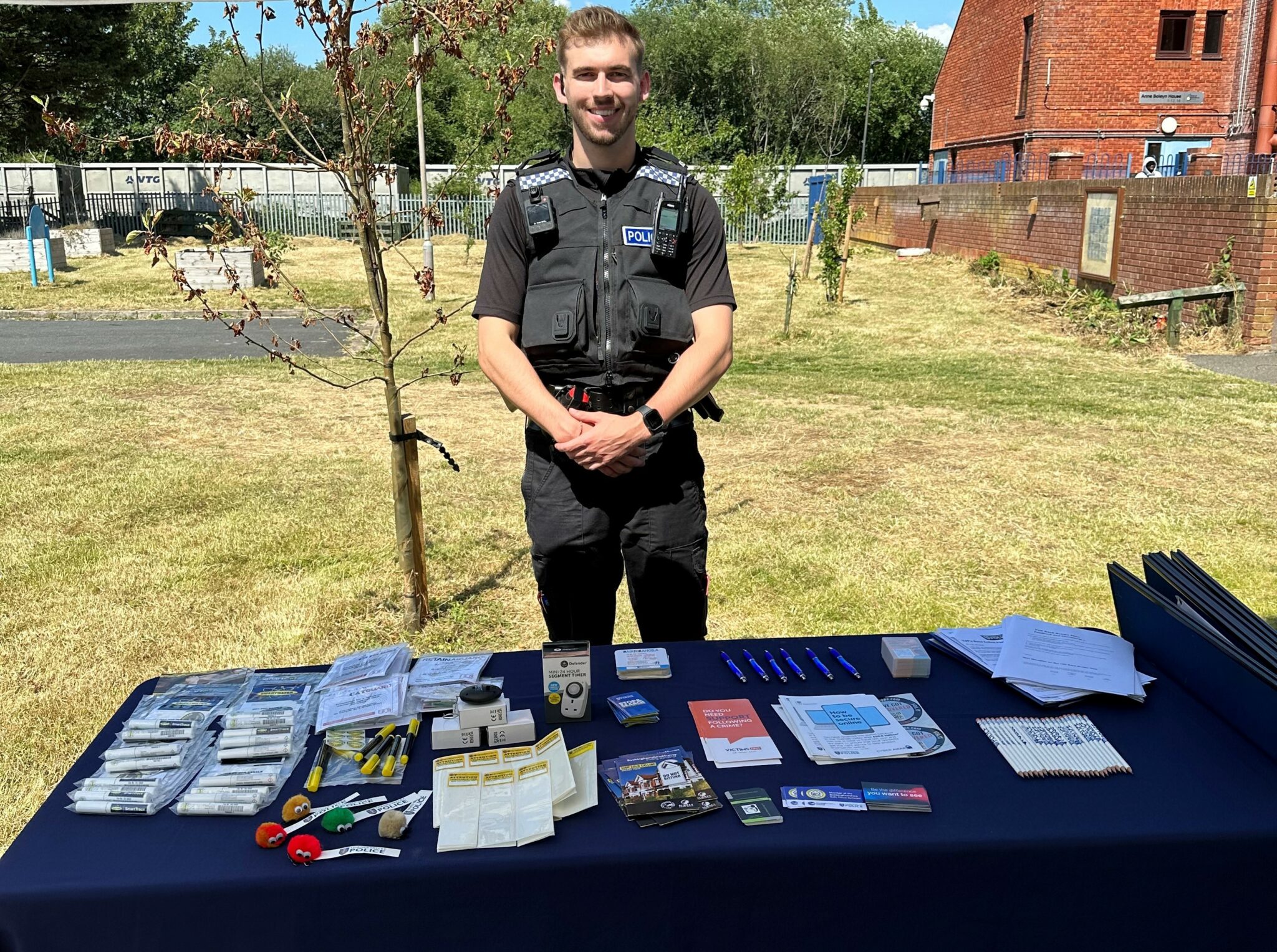 Neighbourhood Policing Week: Fighting shoplifting and driving positive ...