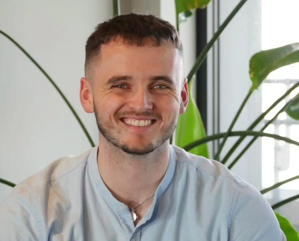 Police Now officers and Principle One develop national app to tackle violence against women and ...